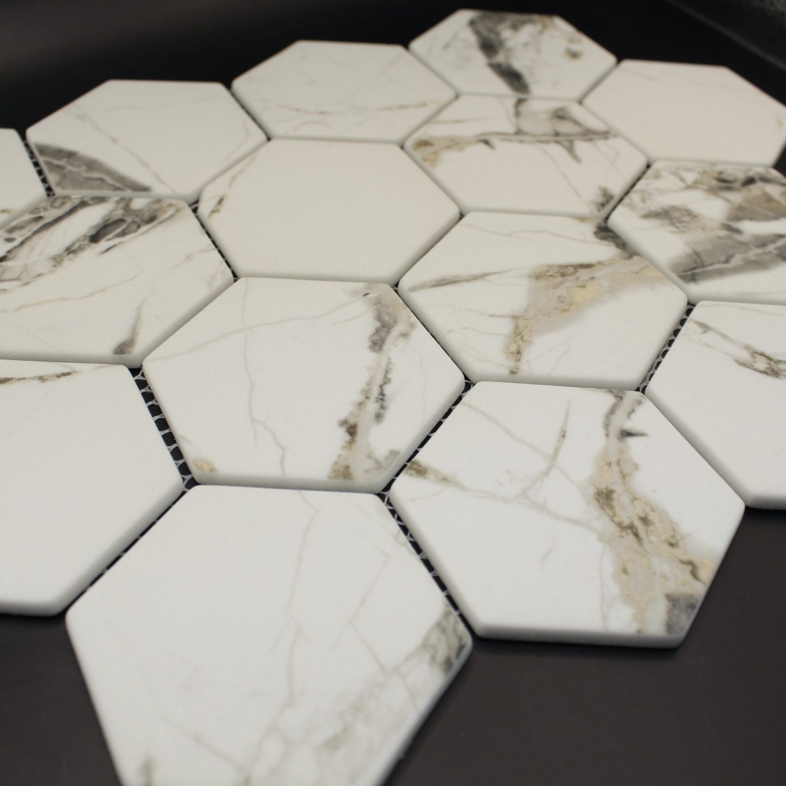 Silk Blanco Oro Hexagon Matt mosaic tile - Love Mosaic