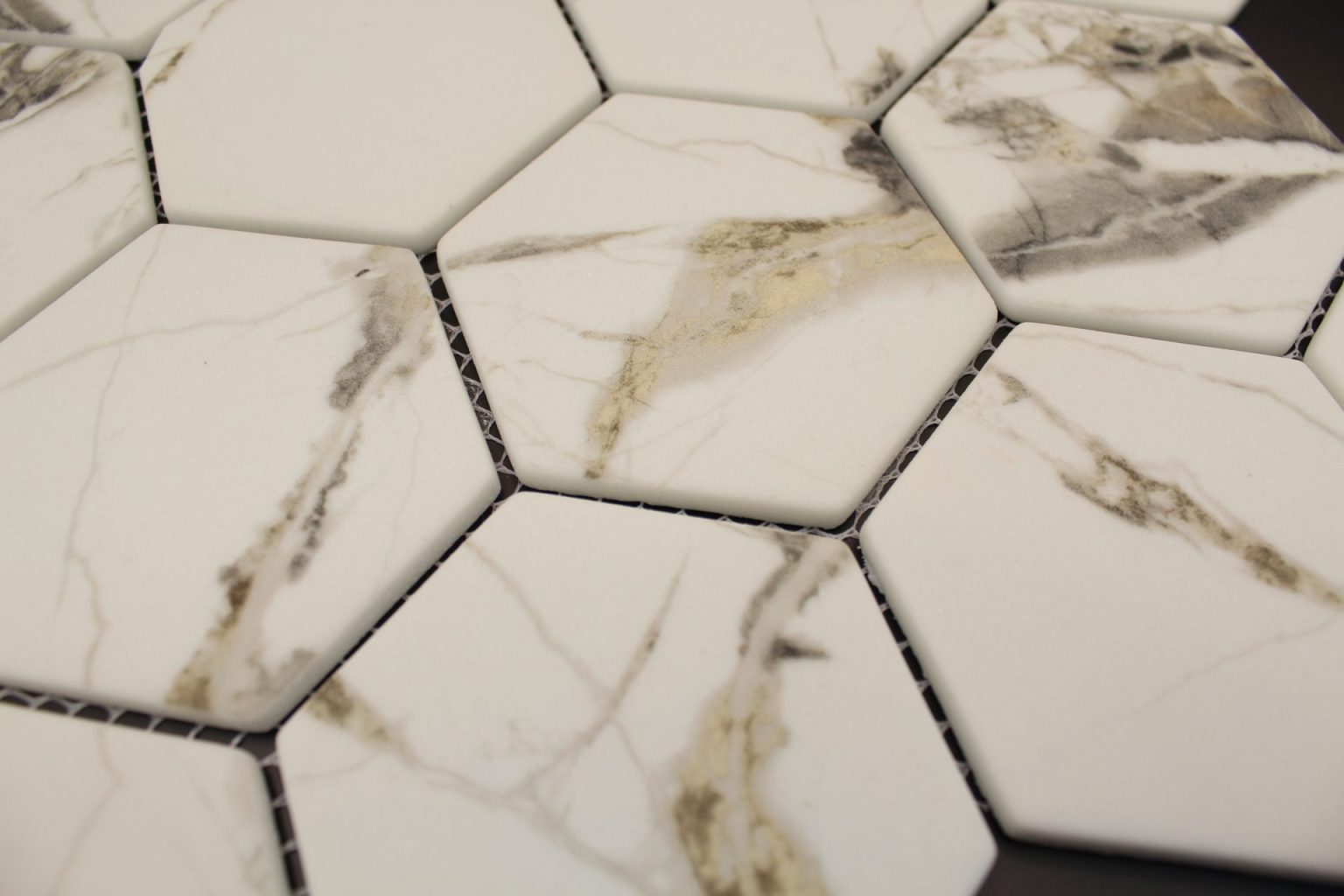 Silk Blanco Oro Hexagon Matt mosaic tile - Love Mosaic